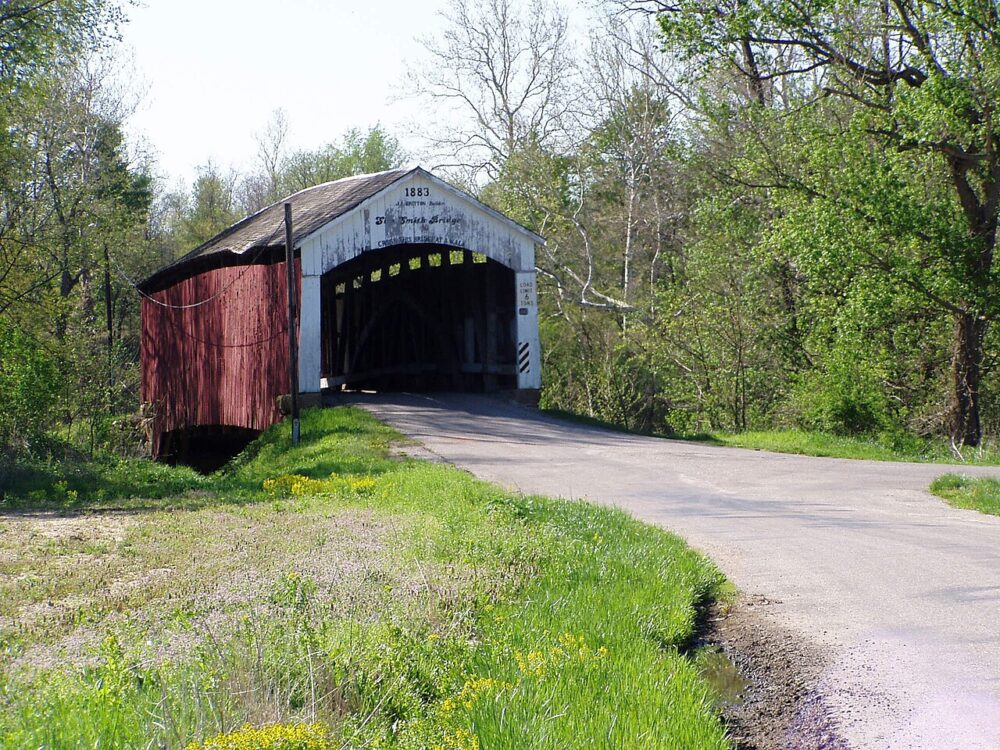 12 spring drives with covered bridges and picture perfect pull-offs
