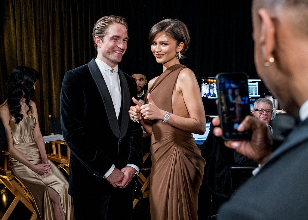 Here are all the photos of Zendaya's engagement ring and wedding band ...