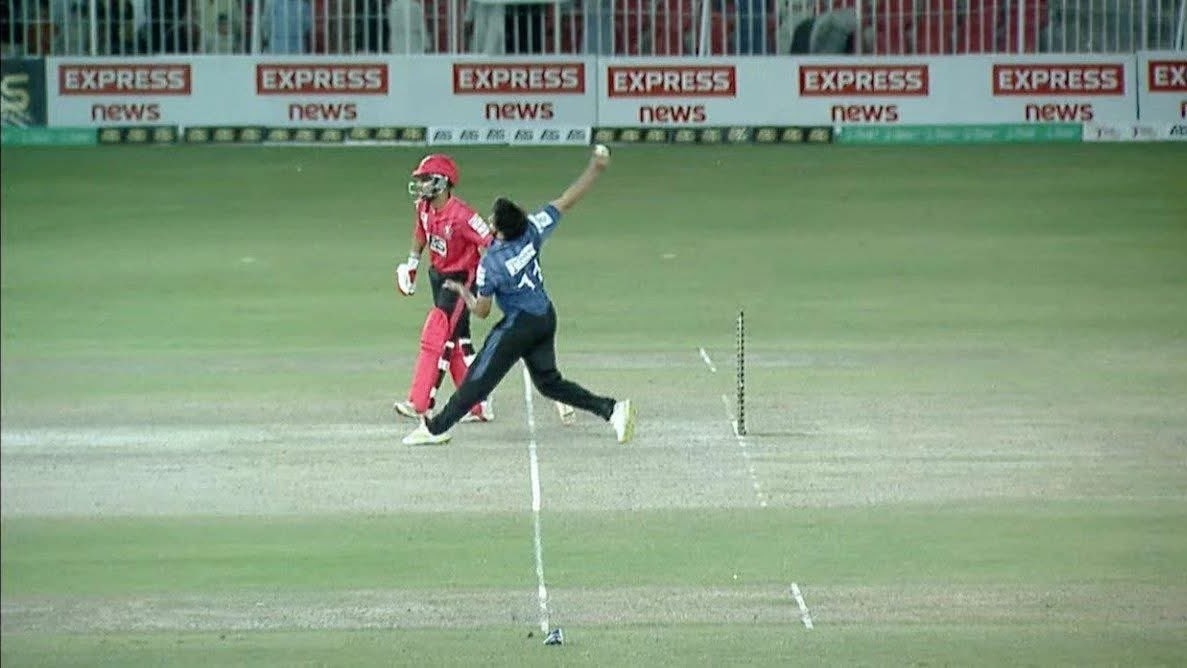 Pakistan fast bowler grabs limelight with massive no-ball in National ...