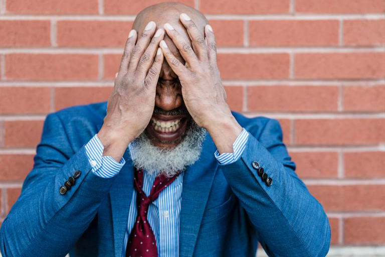 9 things older men should avoid if they want to look younger