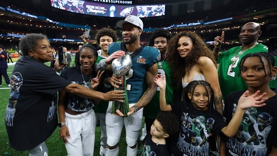 Darius Slay's wife Jennifer gives epic reaction to ex-Eagles star's ...