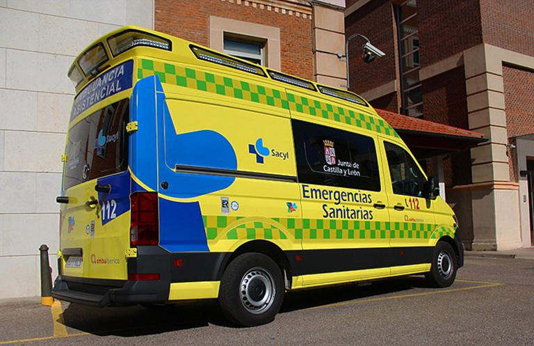 Muere una mujer tras caerse dentro de una gloria en una vivienda de ...