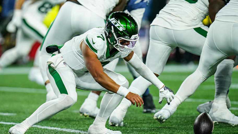 Justin Fields trade could lead Jets to free agent Giants QB as backup