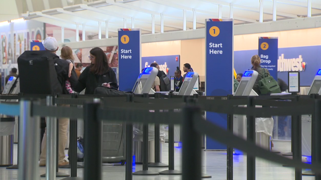Hundreds of flight delays, cancellations at BWI Airport due to severe ...