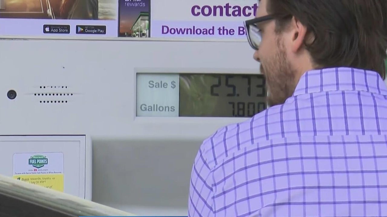 Gas prices hit highest level since October as war drives surge at the pump