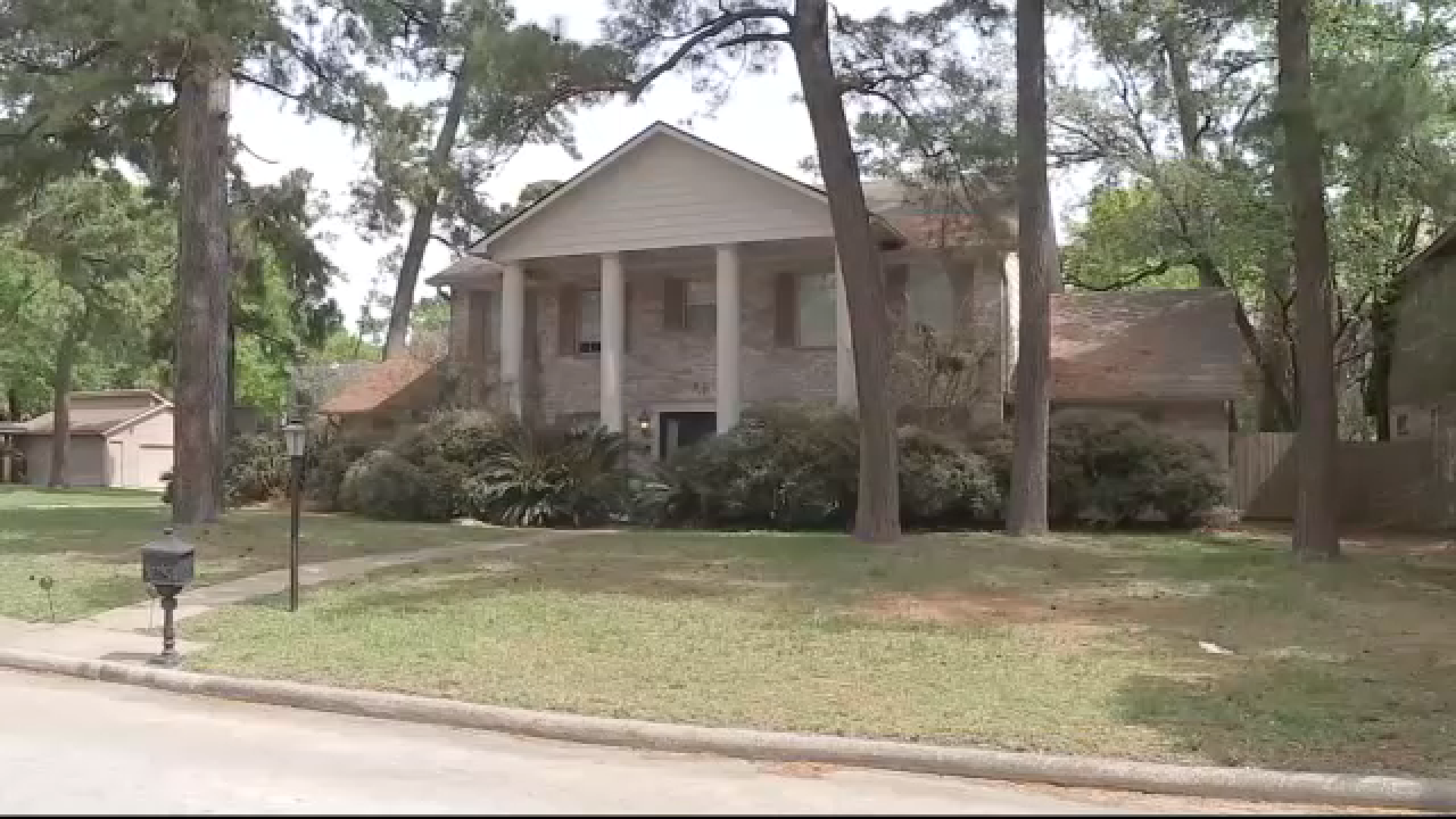 Spring mother jailed on child endangerment charges after 911 call ...