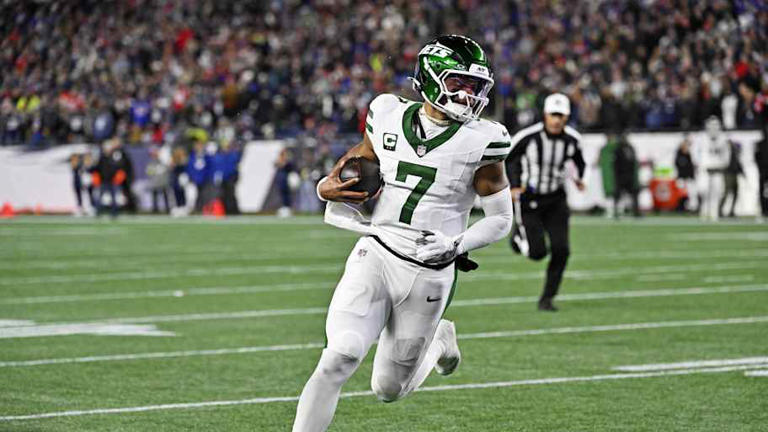 Justin Fields trade could lead Jets to free agent Giants QB as backup