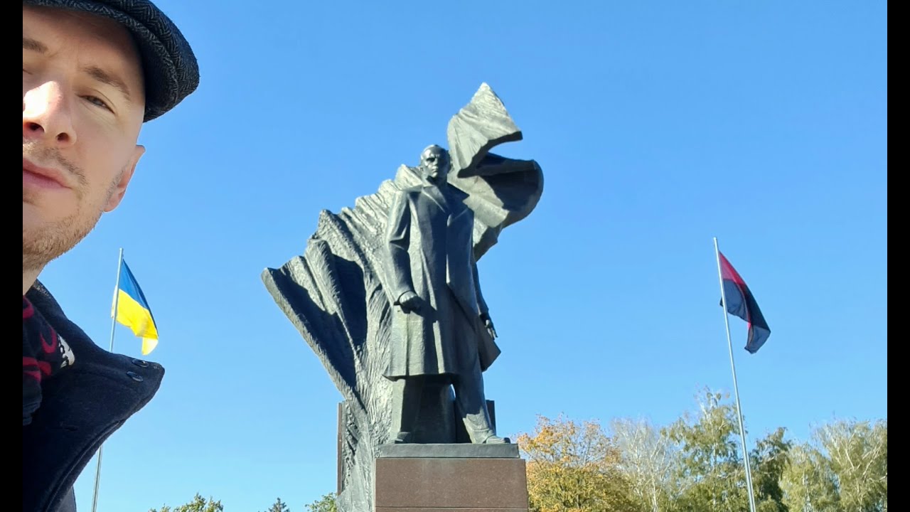 Stepan Bandera in Ternopil, Ukraine - a brief snippet from the Ukraine ...