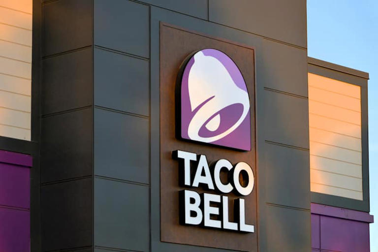 Taco Bell is finally adding this cheesy fan-favorite item to the ...