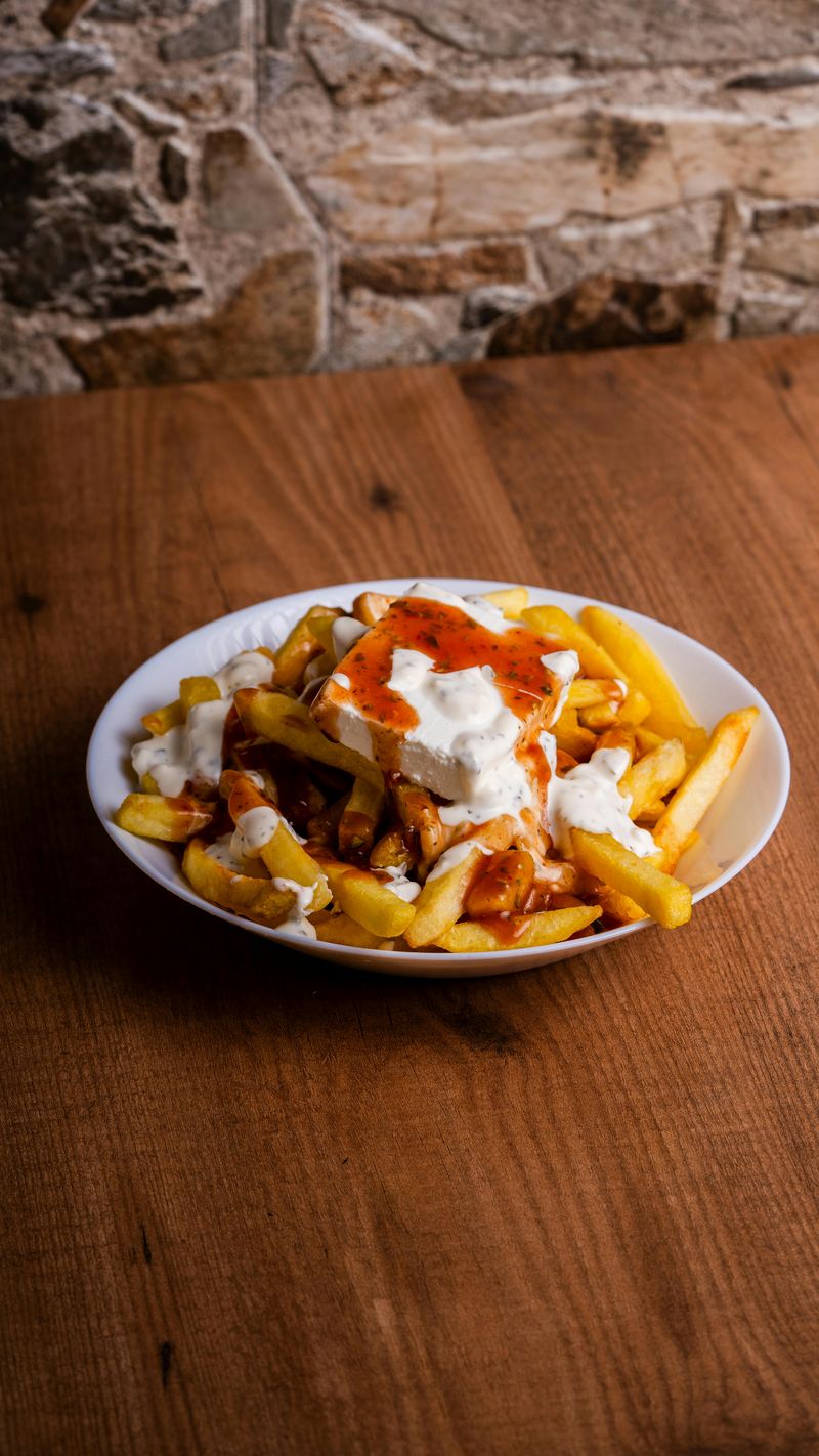 21 foods that look like a bad idea – but keep winning people over