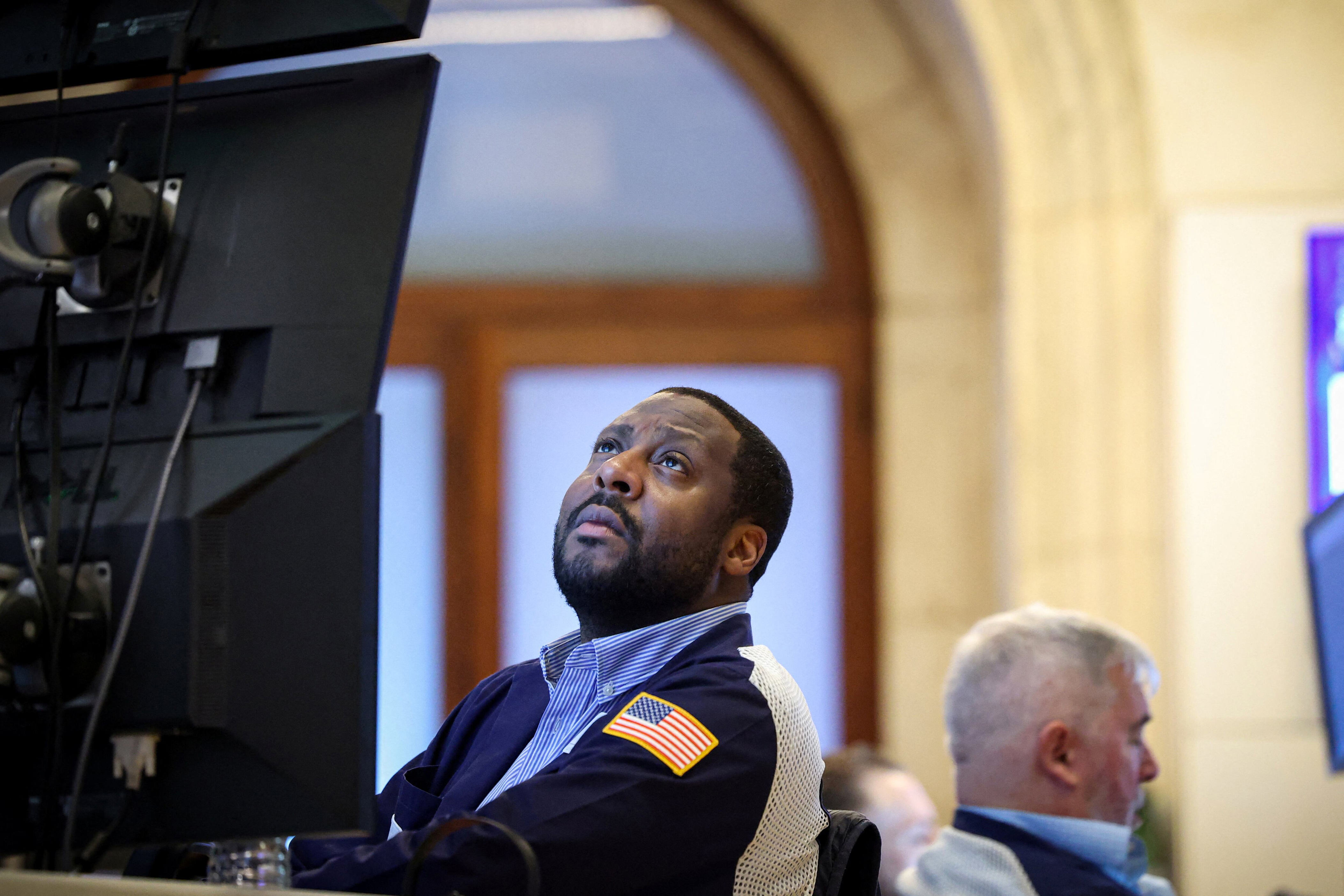 Strait reopening eases oil prices, boosts stocks