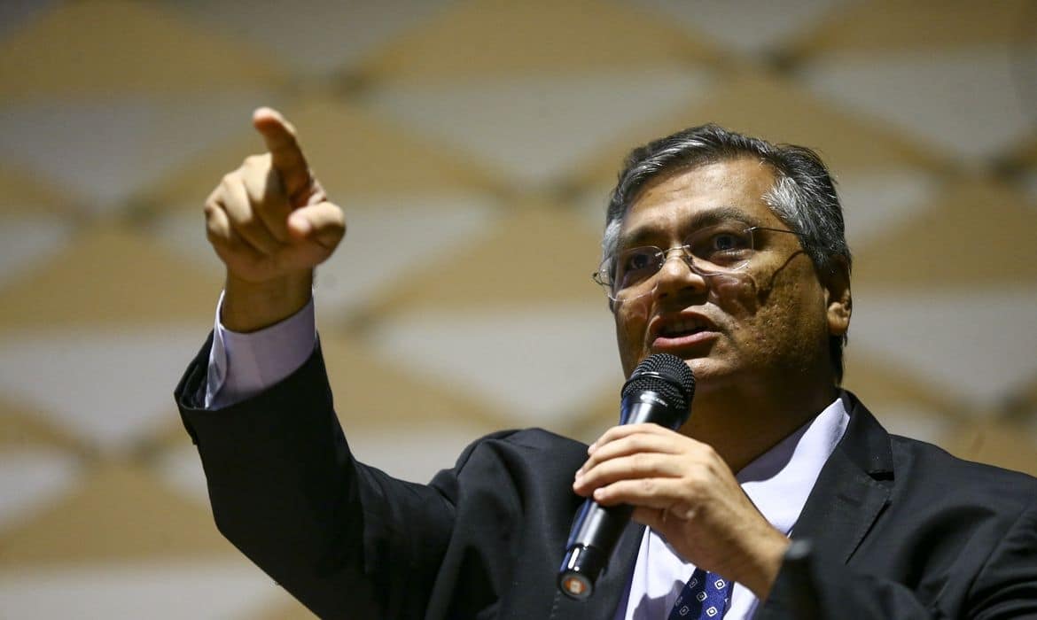 Rovai: "Dino tomou decisão corajosa e necessária de ir pra cima da ...