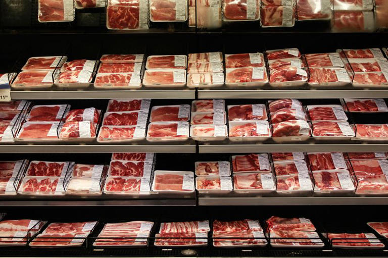 UK on brink of tainted meat 'disaster' with officials making 'grave ...