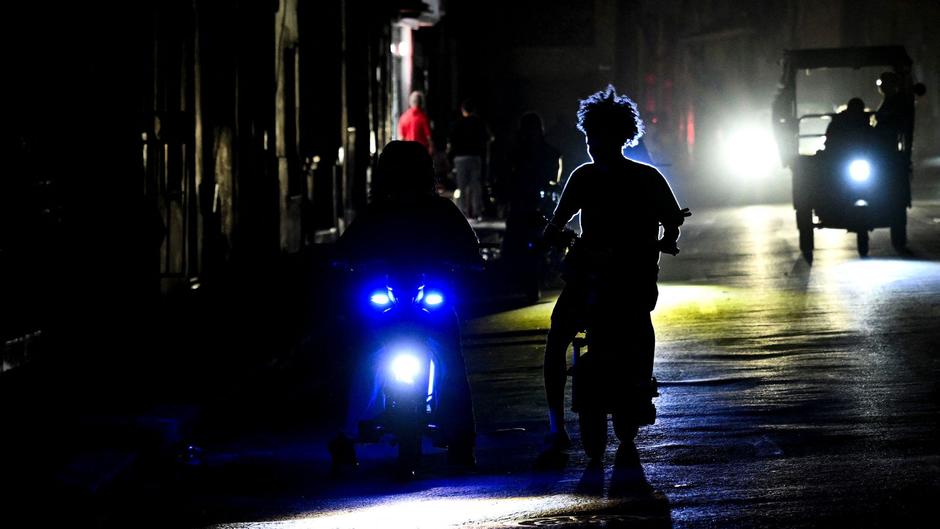 Cuba faces island-wide blackout amid US oil blockade