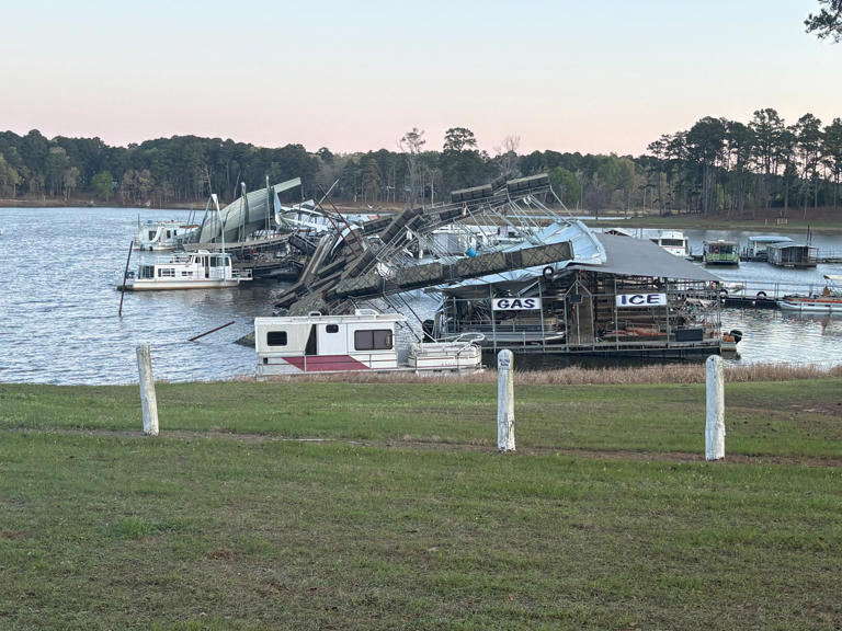 Recovery efforts continue at Lake O’ the Pines marina after heavy winds ...