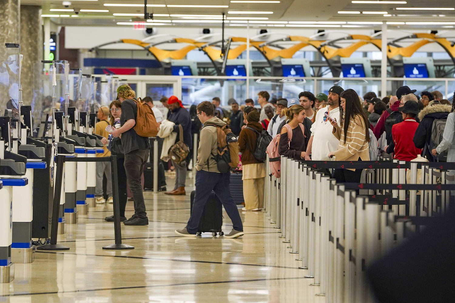 TSA callout rate surged over weekend as partial shutdown continues