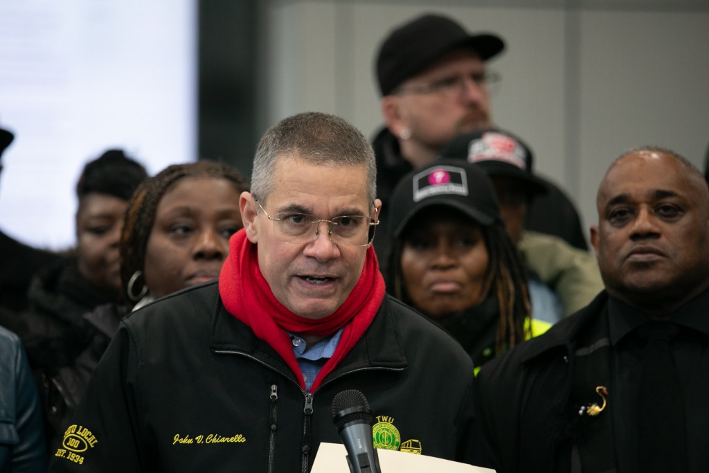 Transit union sues again over plans to close 'token booths' in subway