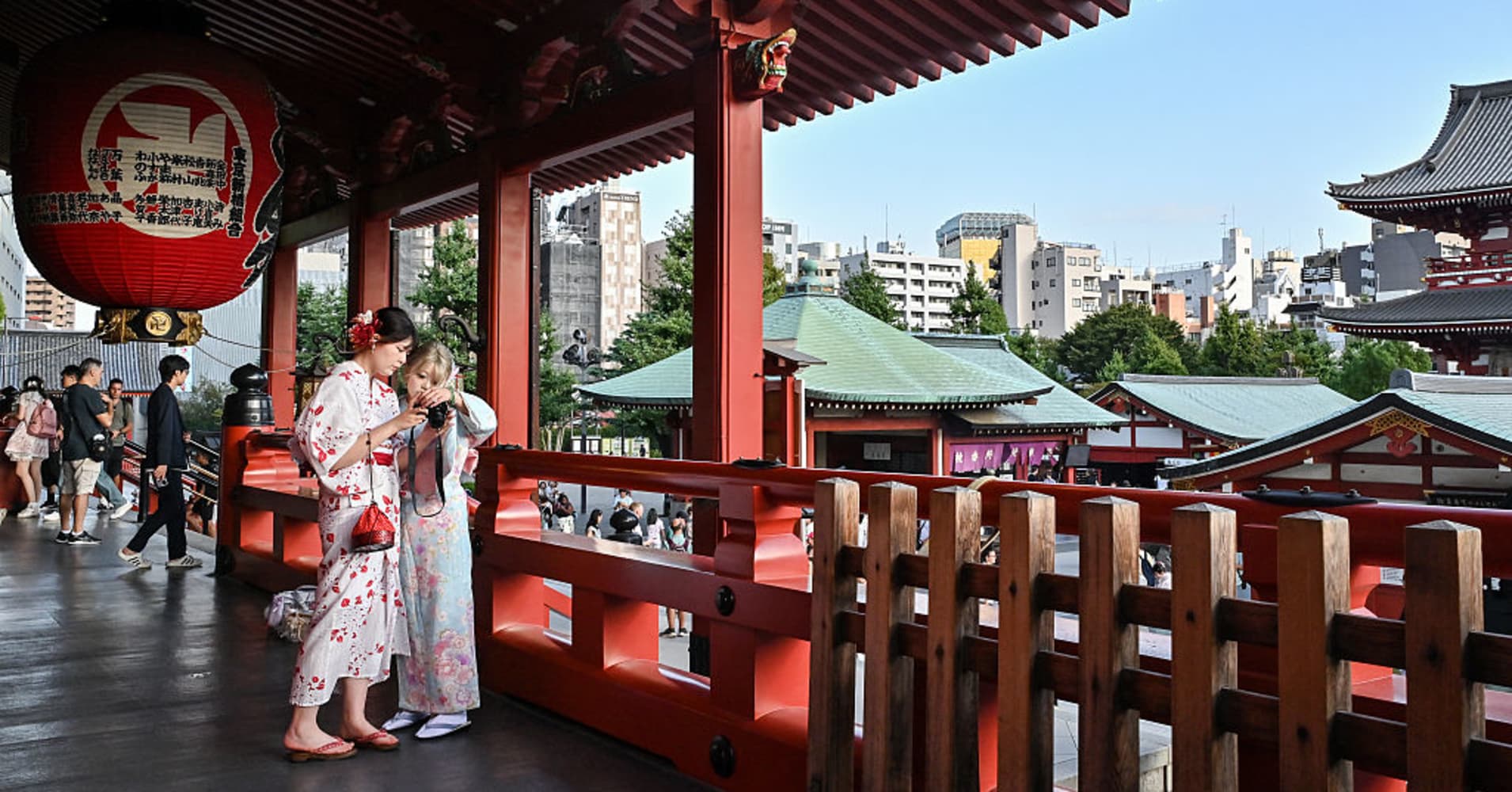 'Significant, but not catastrophic': A fall in Chinese visitors barely ...