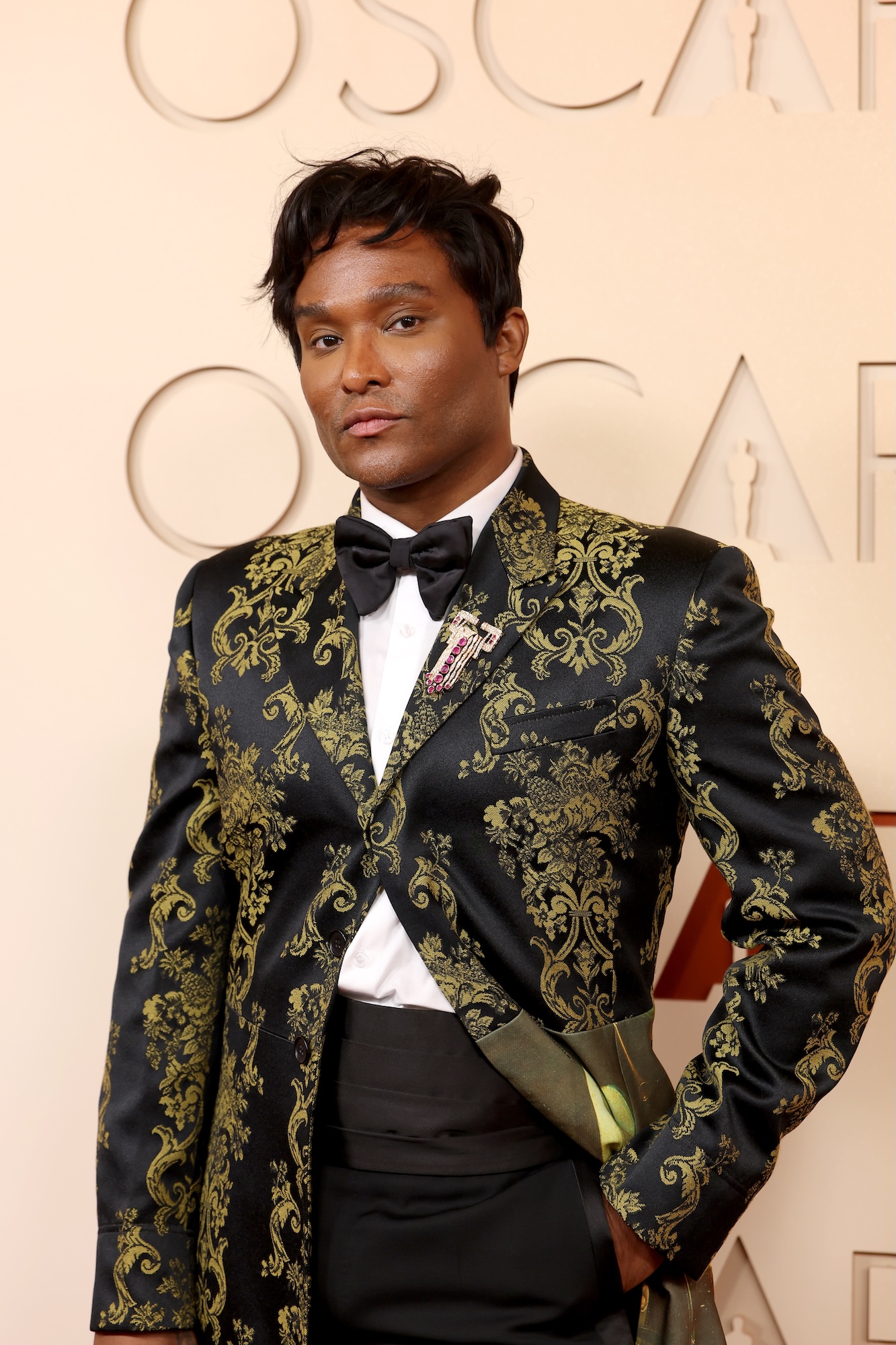 The brand behind many of the stylish brooches on the 2026 Oscars red carpet