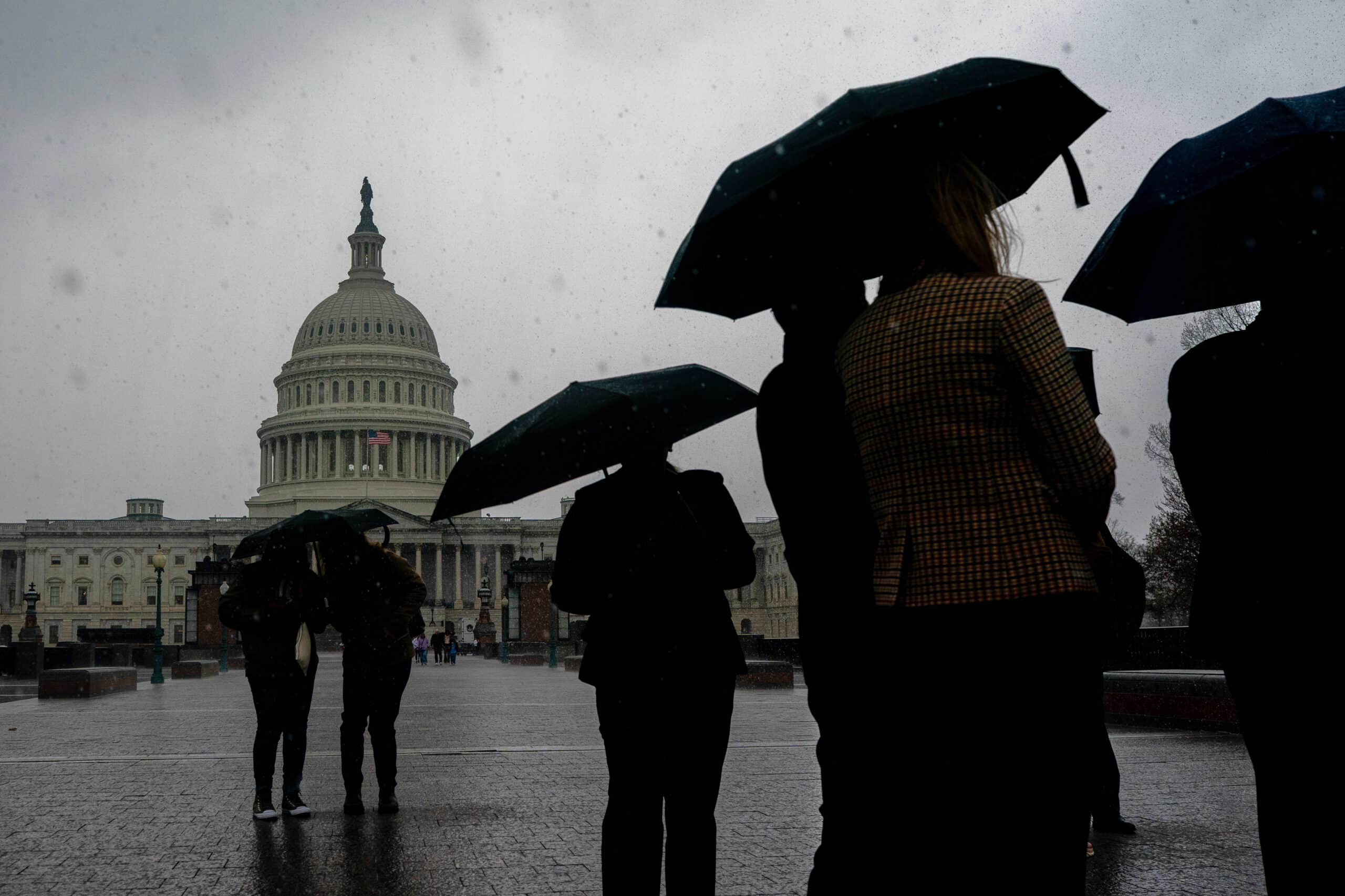 Storms, heat wave: Over 200 million people in path of extreme weather