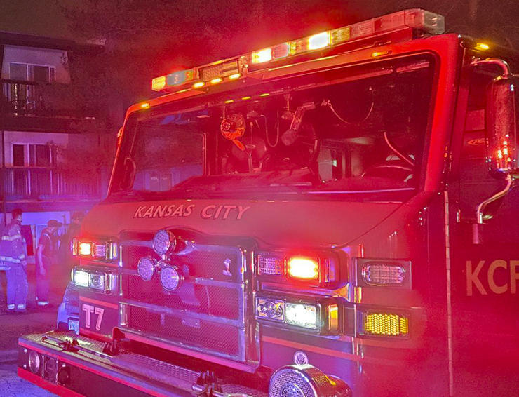 KCFD firefighter injured after battling house fire