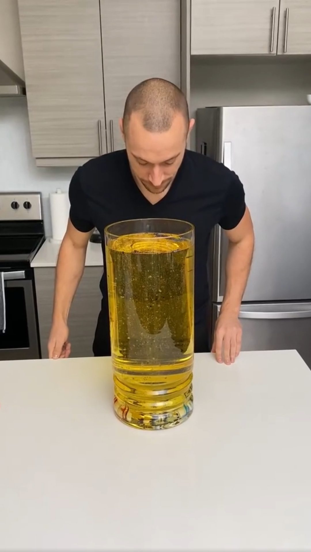 Mind-blowing reaction with food coloring oil and one secret ingredient