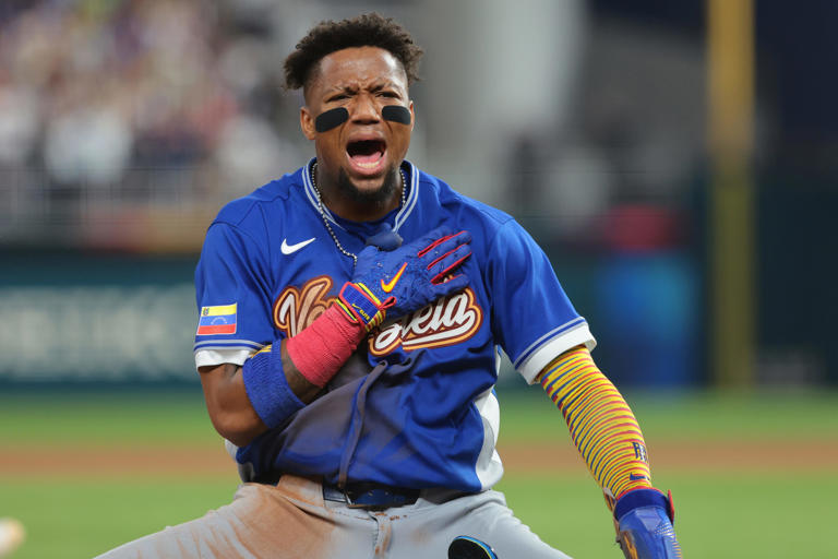 Venezuela rallies past Italy! Score, highlights from WBC semifinal