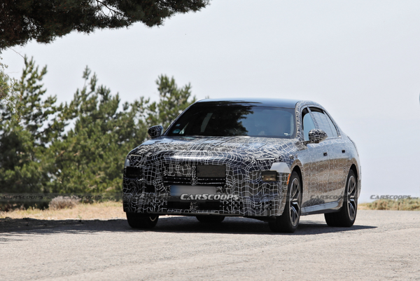 Stop obsessing over the grille because BMW just replaced the 7 Series ...
