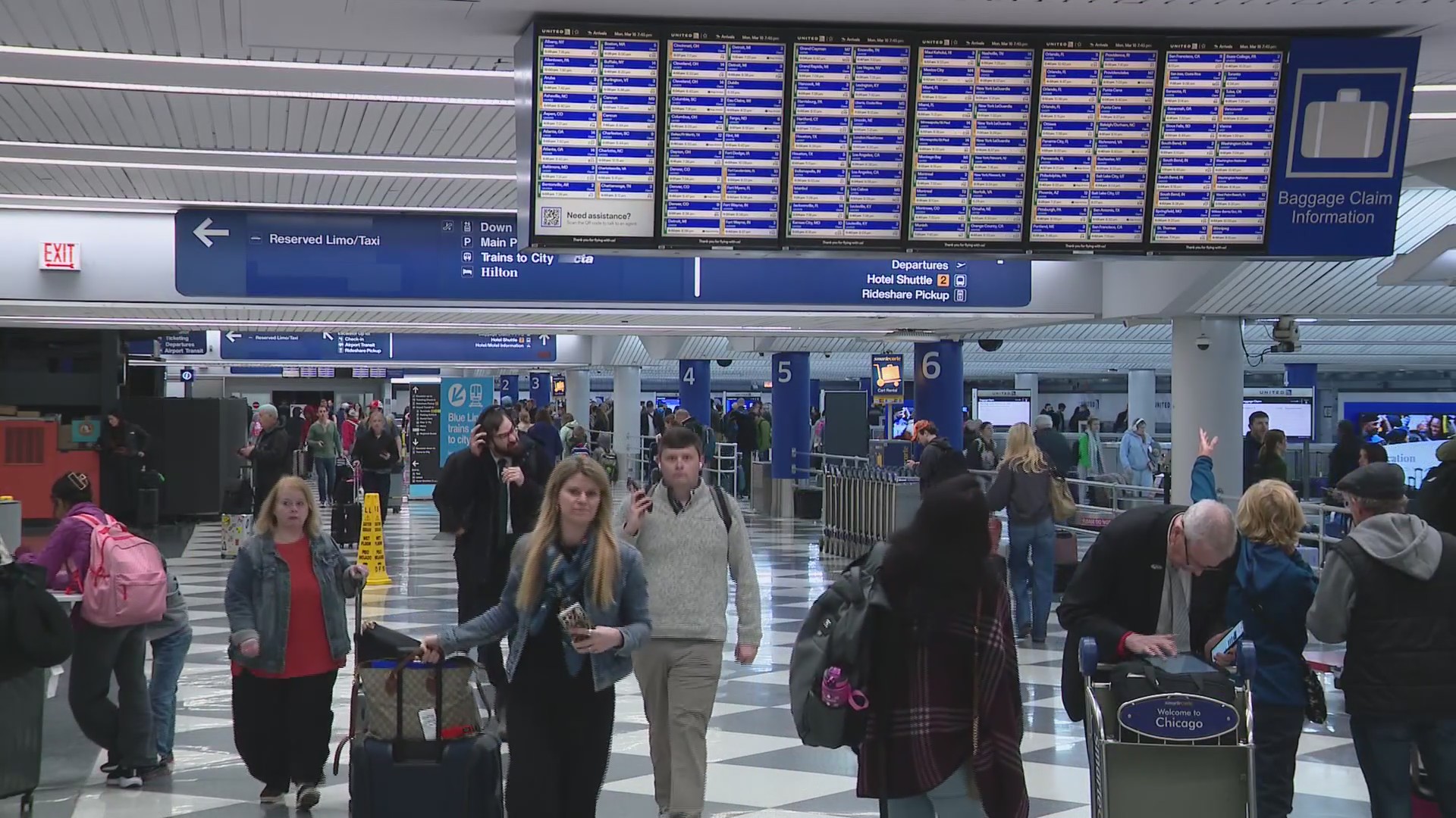 FAA proposes deeper cuts to O'Hare flights to ease congestion