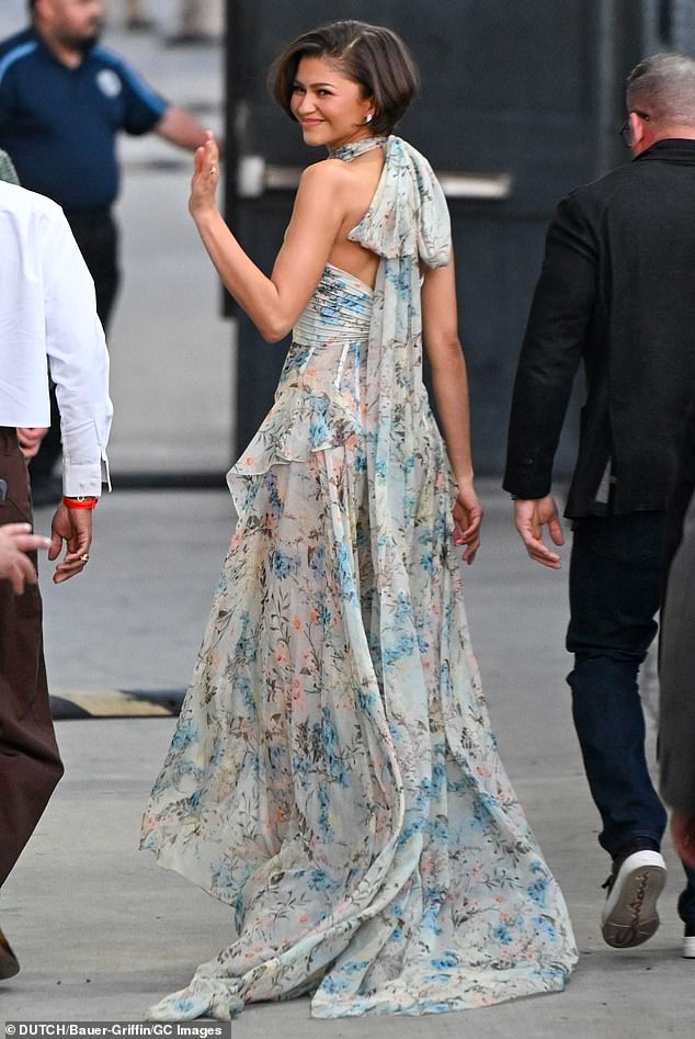 Zendaya is a vision as she heads to Jimmy Kimmel Live in a floral ...