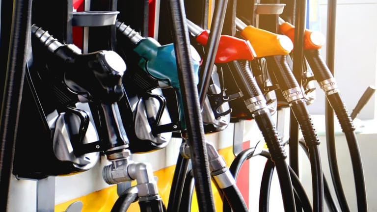 US diesel prices top $5 a gallon as Hormuz crisis ripples across America