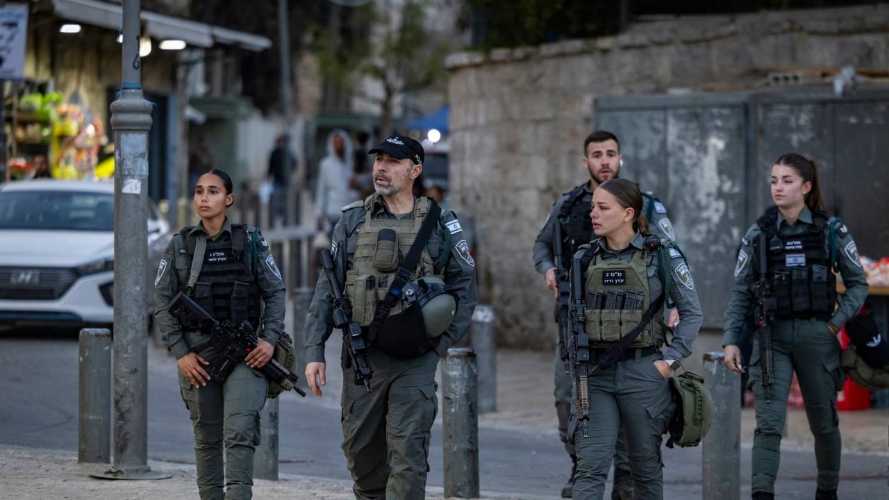 Police, Border Patrol arrest two for online incitement against Israel ...