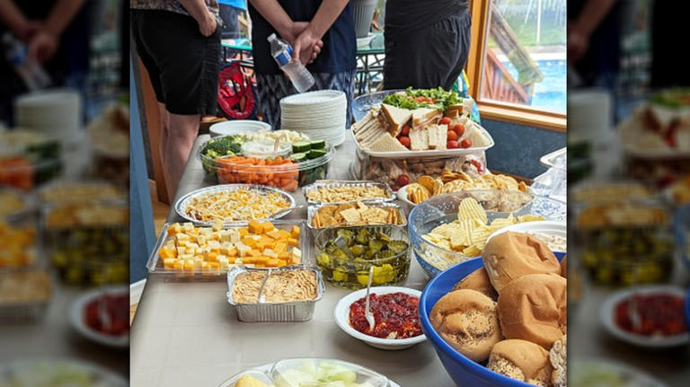 The so-called potluck 'rule' that doesn't actually matter