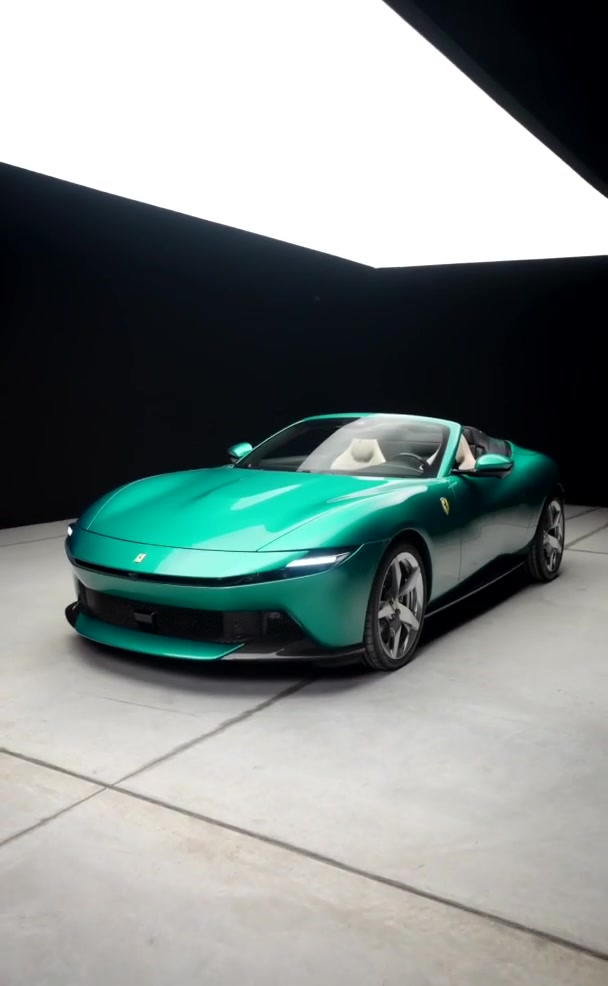Ferrari Amalfi Spider in Verde Costiera design preview
