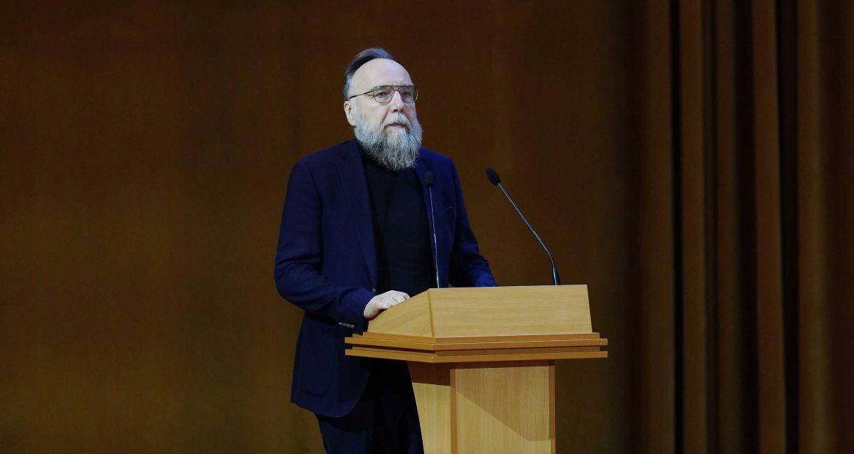 Russian philosopher praises Putin, says Russians will live "real human ...