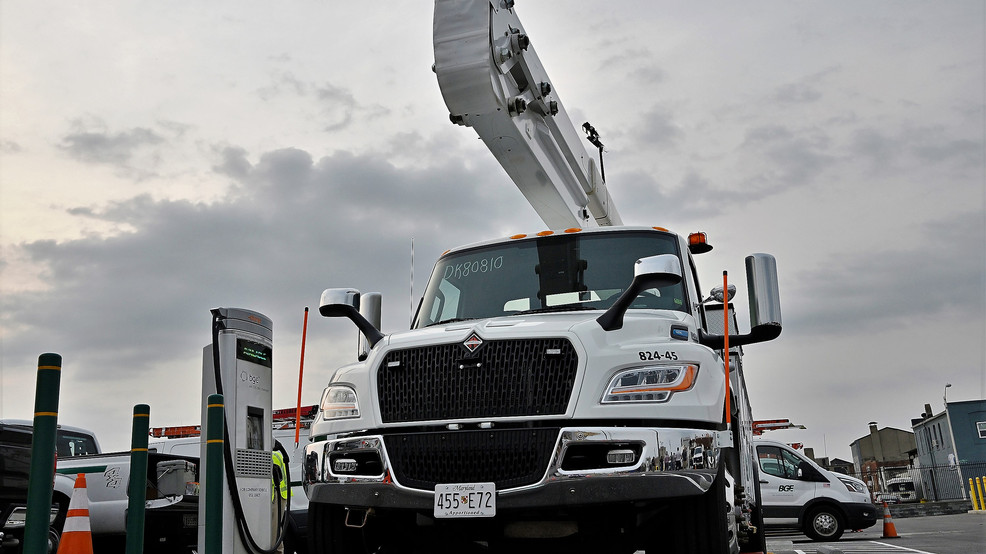BGE crews work to restore power after high winds cause outages in Maryland