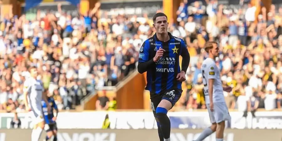 Ukraine shows interest in striker Robbie Ure as player considers ...