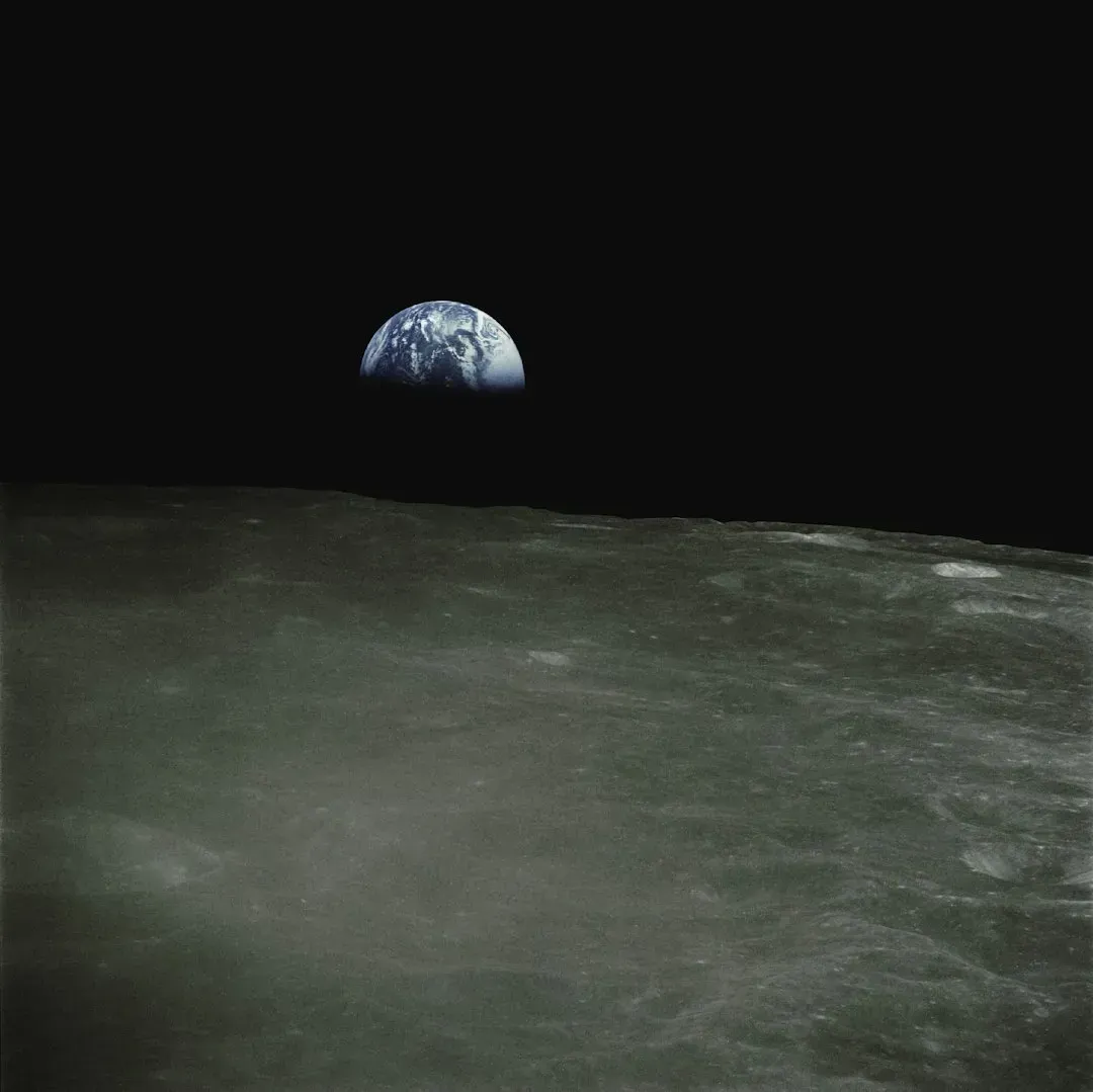 6 books that accurately predicted scientific discoveries