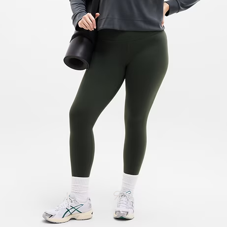 The best Athleta leggings in petite, tall and plus sizes are 30% off
