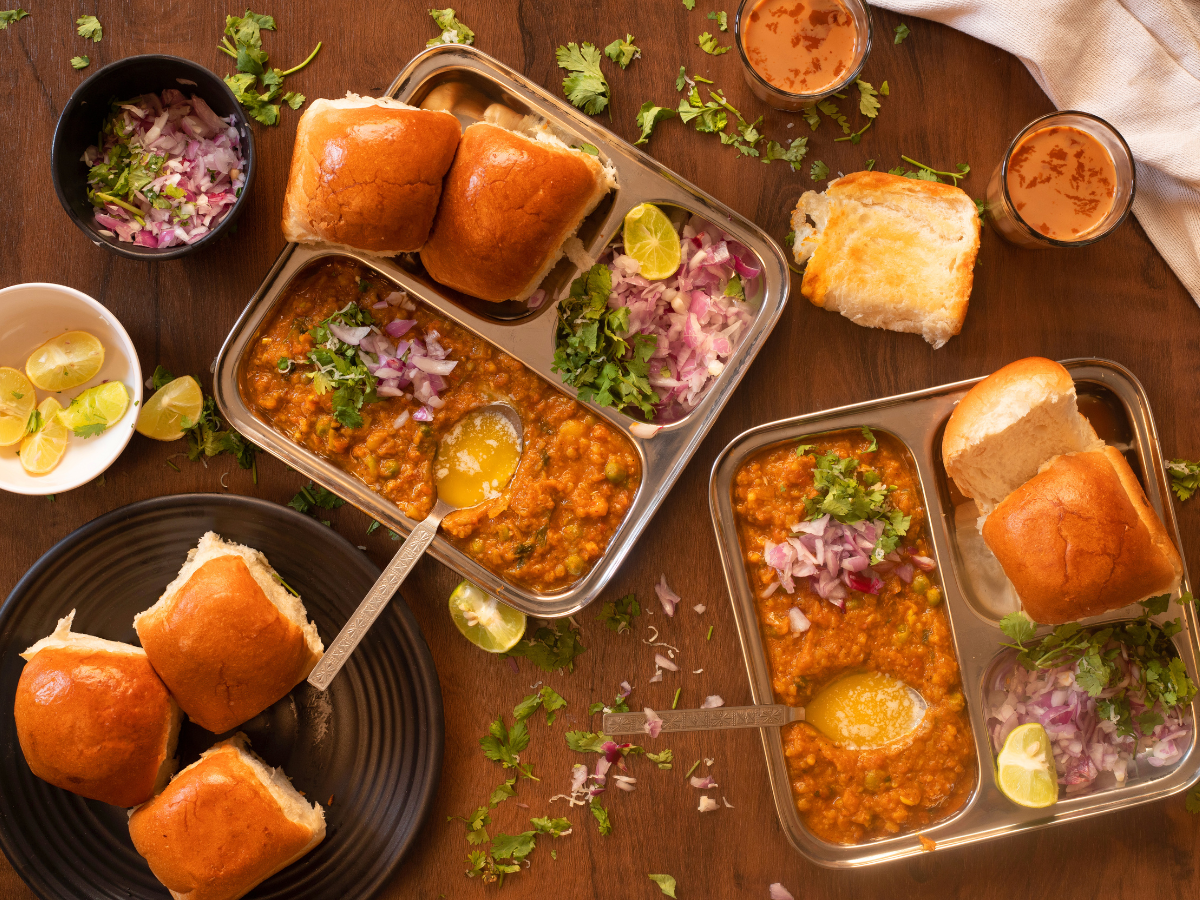 7 popular evening street snacks loved across India