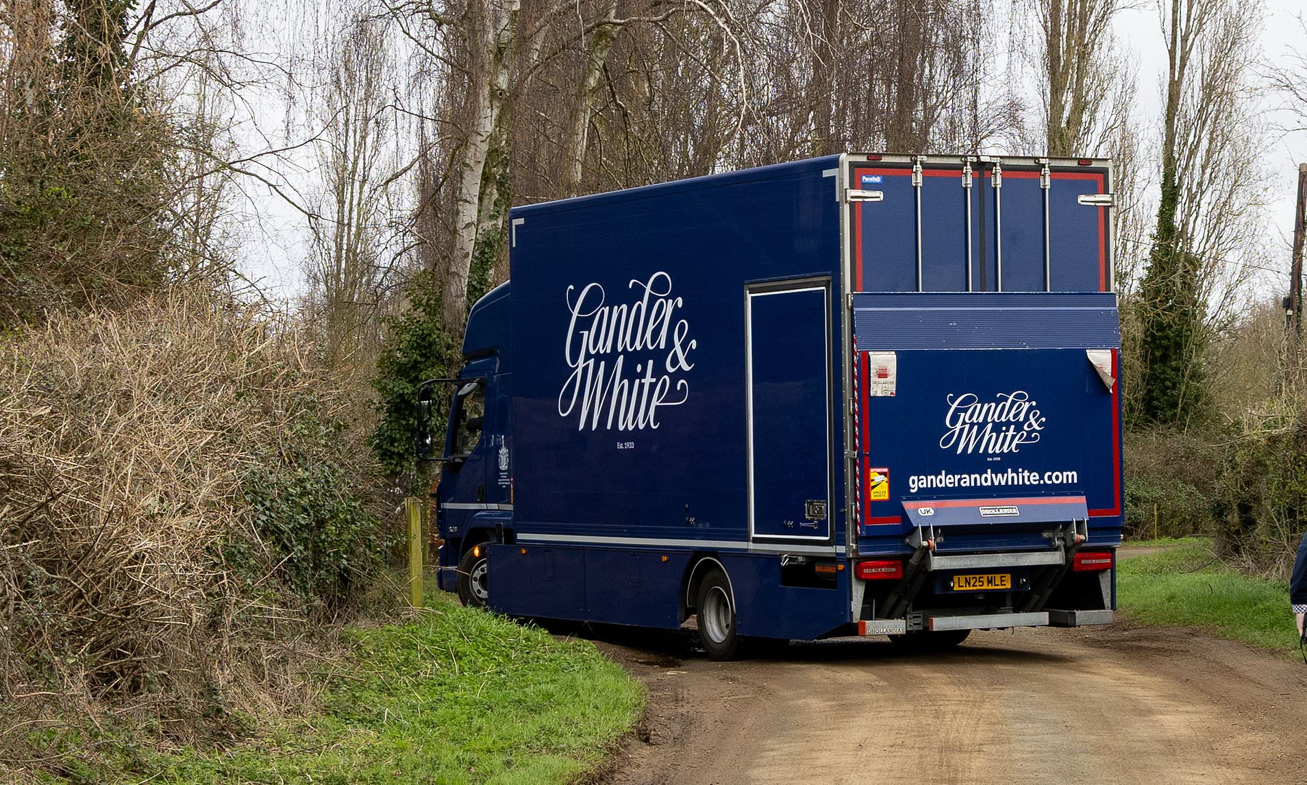 Removal vans carrying paintings arrive at Andrew Mountbatten-Windsor's ...