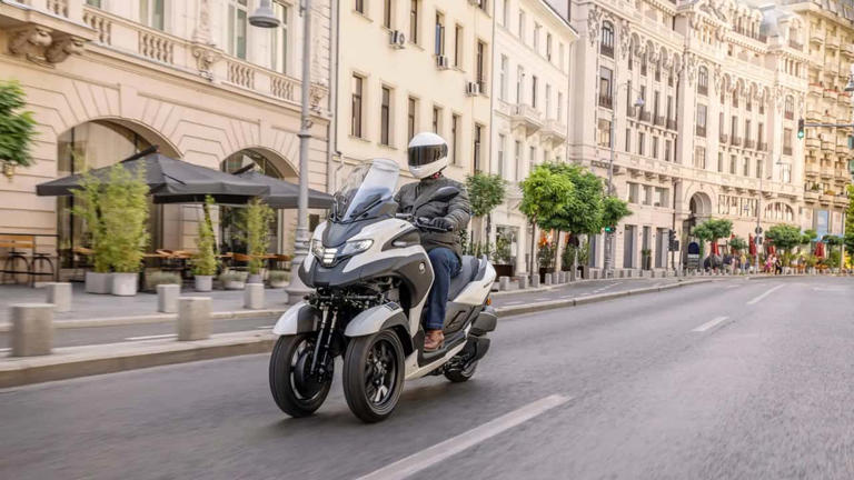 The already weird Yamaha three-wheeled motorcycle just got weirder by ...