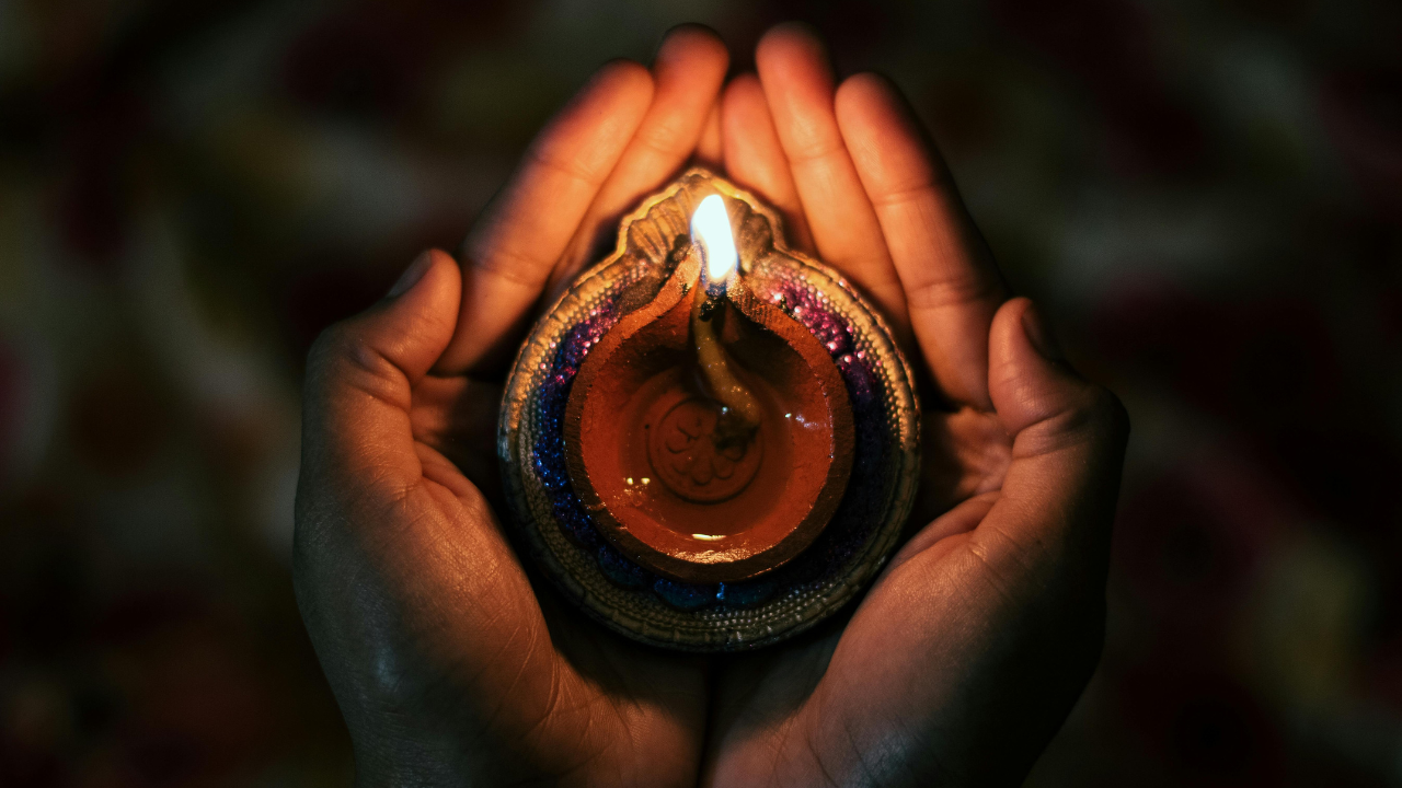 5 meanings behind lighting a diya during prayer
