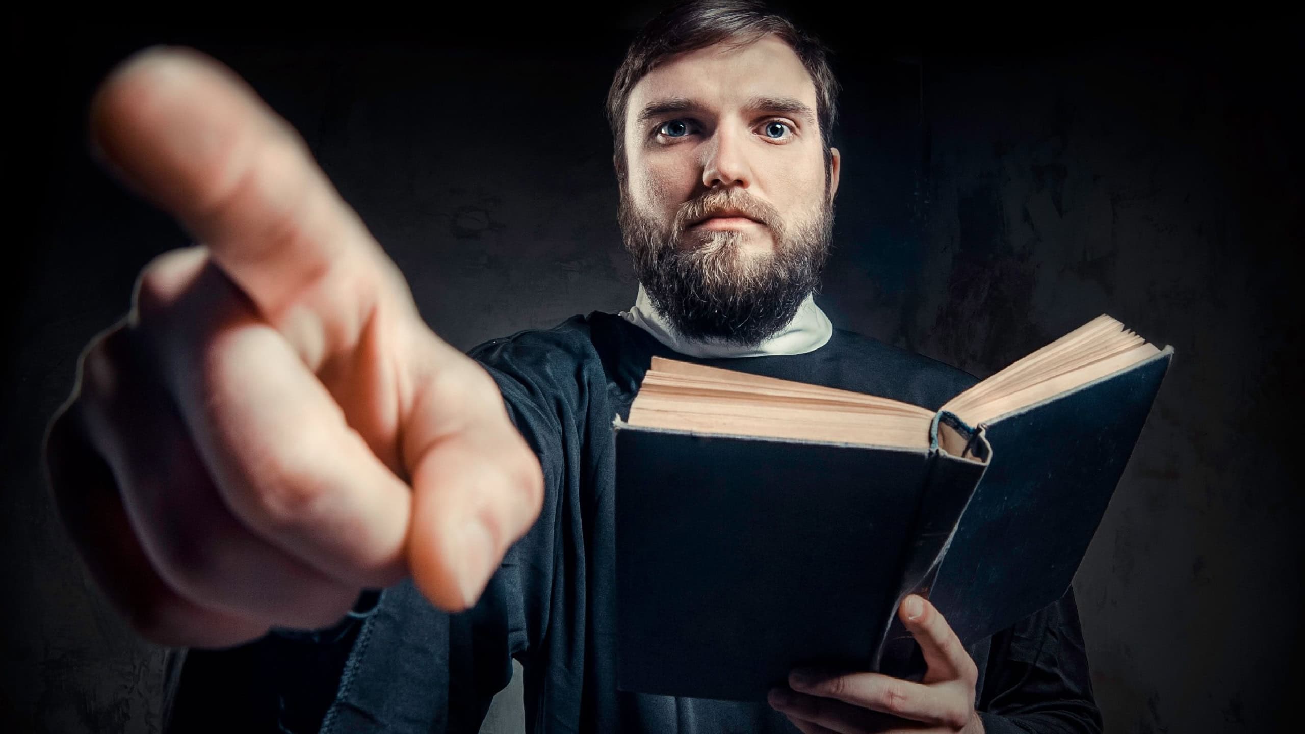8 everyday behaviors the Bible clearly condemns
