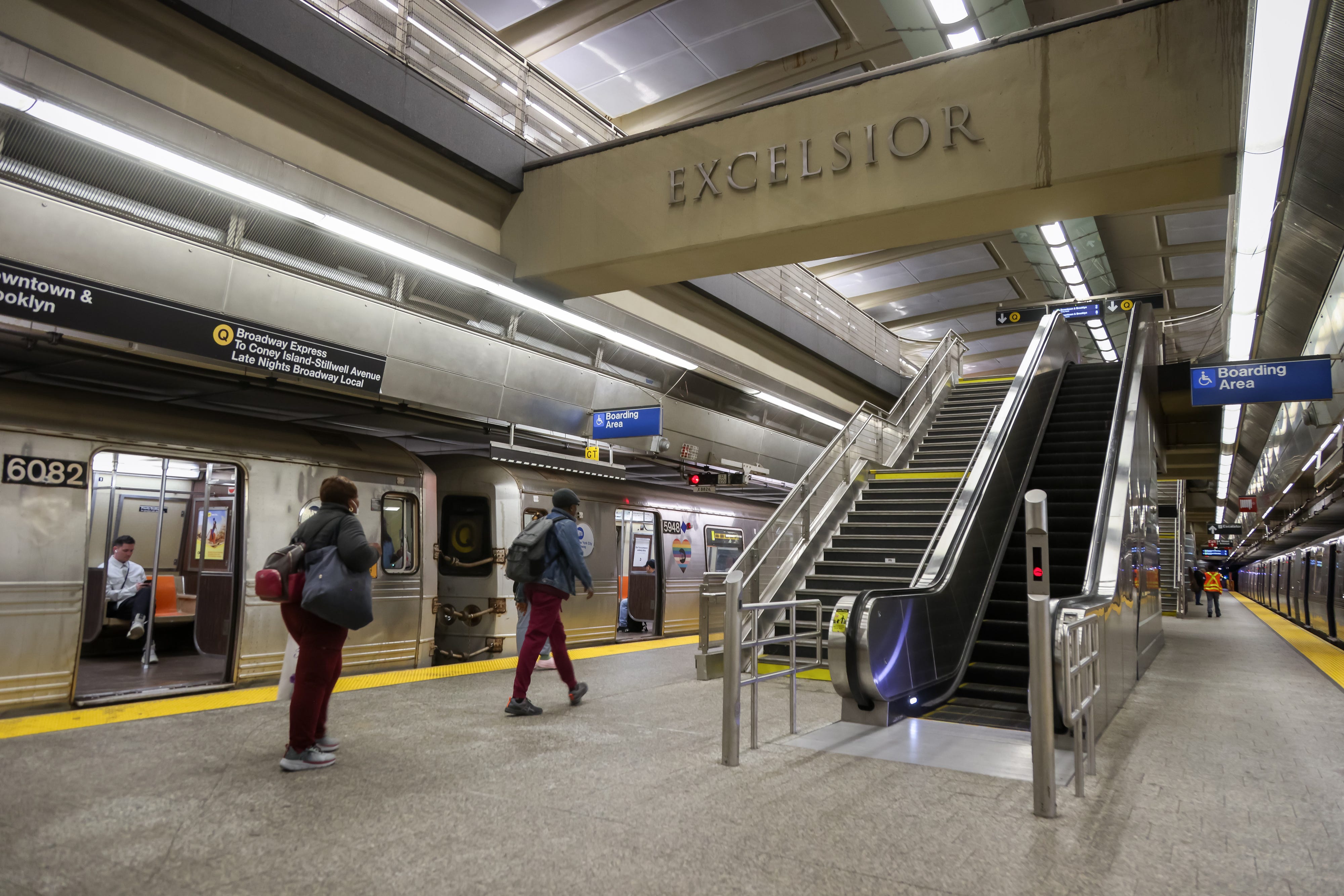 MTA sues Trump administration over frozen subway funds