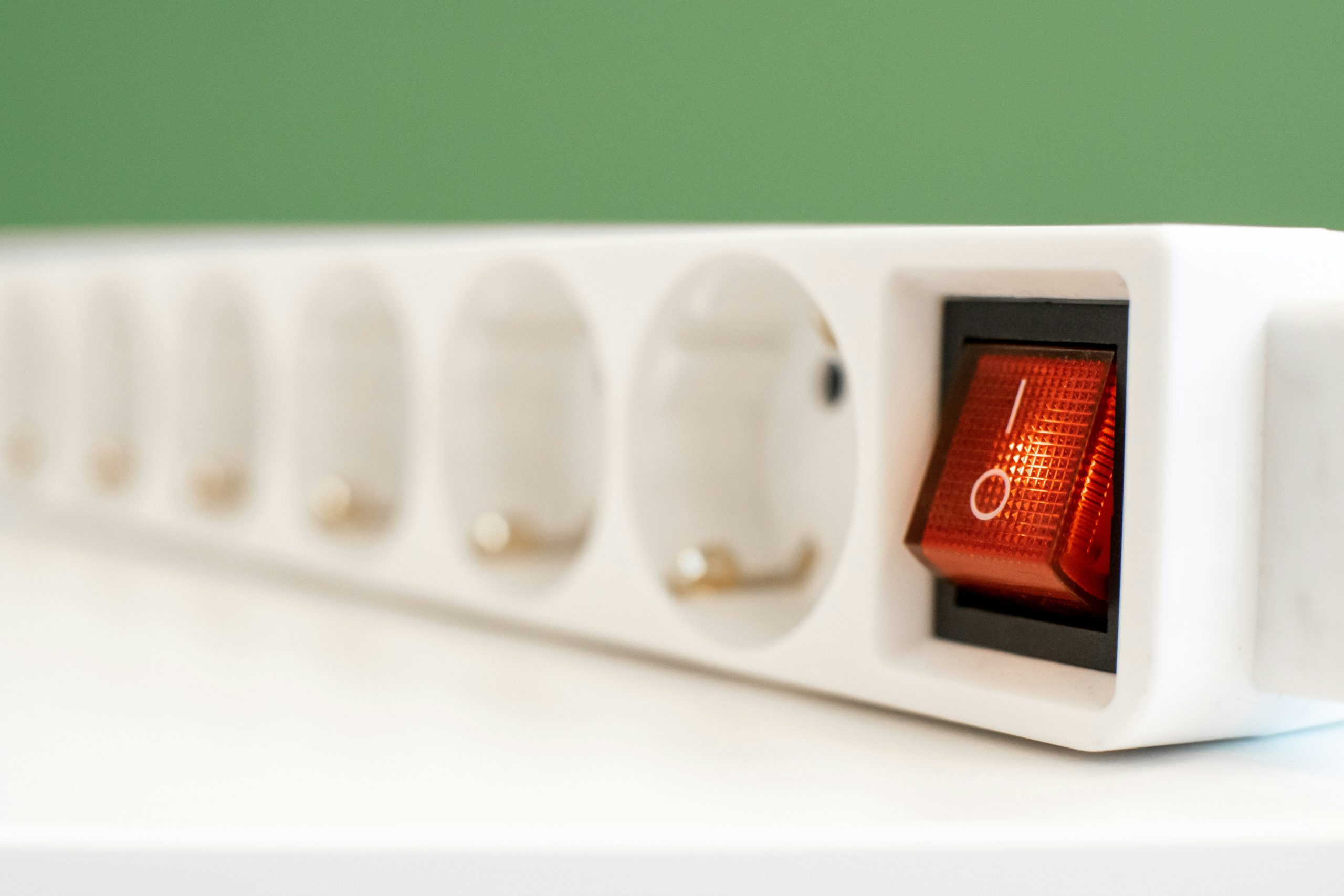Extension cord mistakes you need to stop doing
