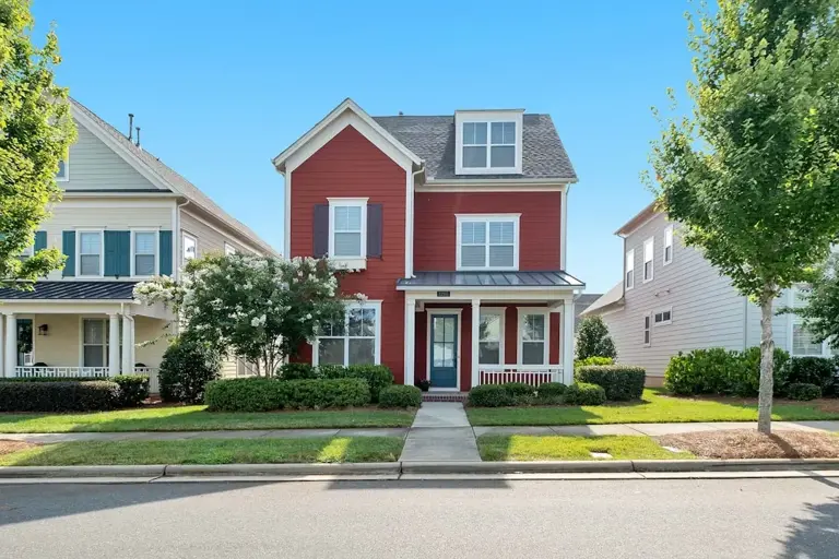 5 security mistakes that can make your home an easy target