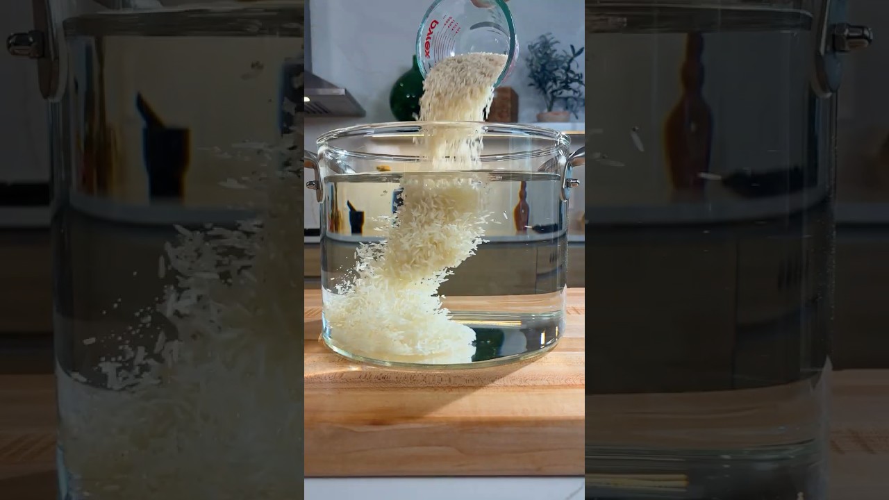 How washing rice affects flavor, texture, and consistency