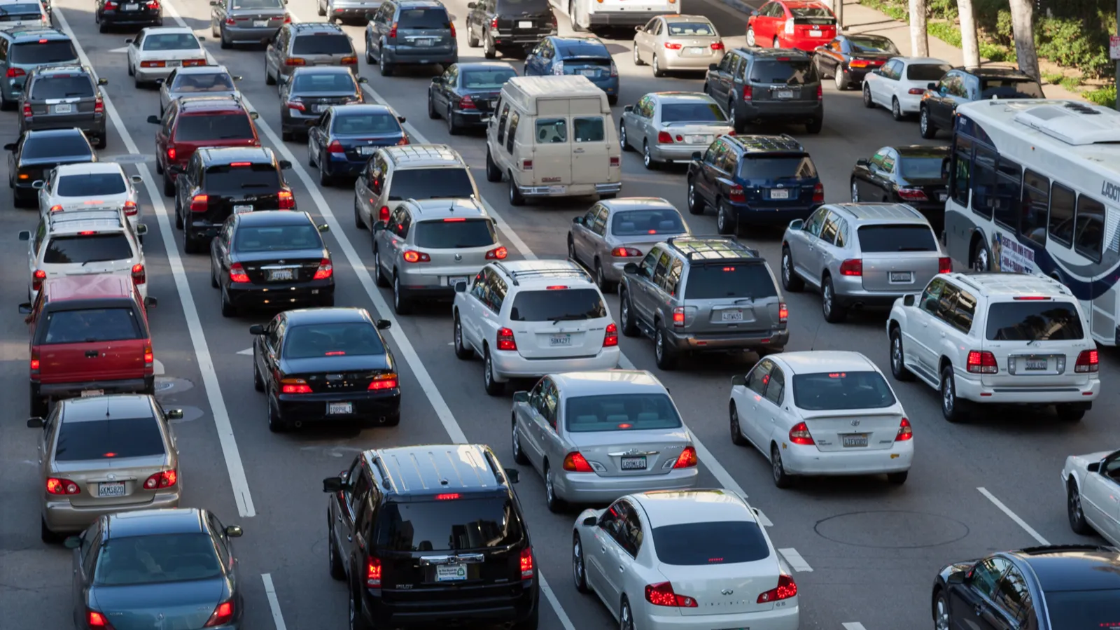 These US cities are known for heavy traffic that can test even the most ...