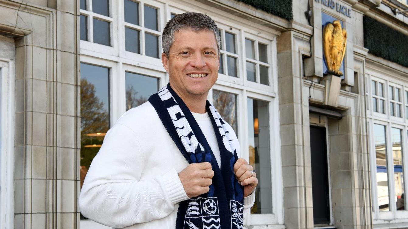 Southend United to reopen pub as new fan zone